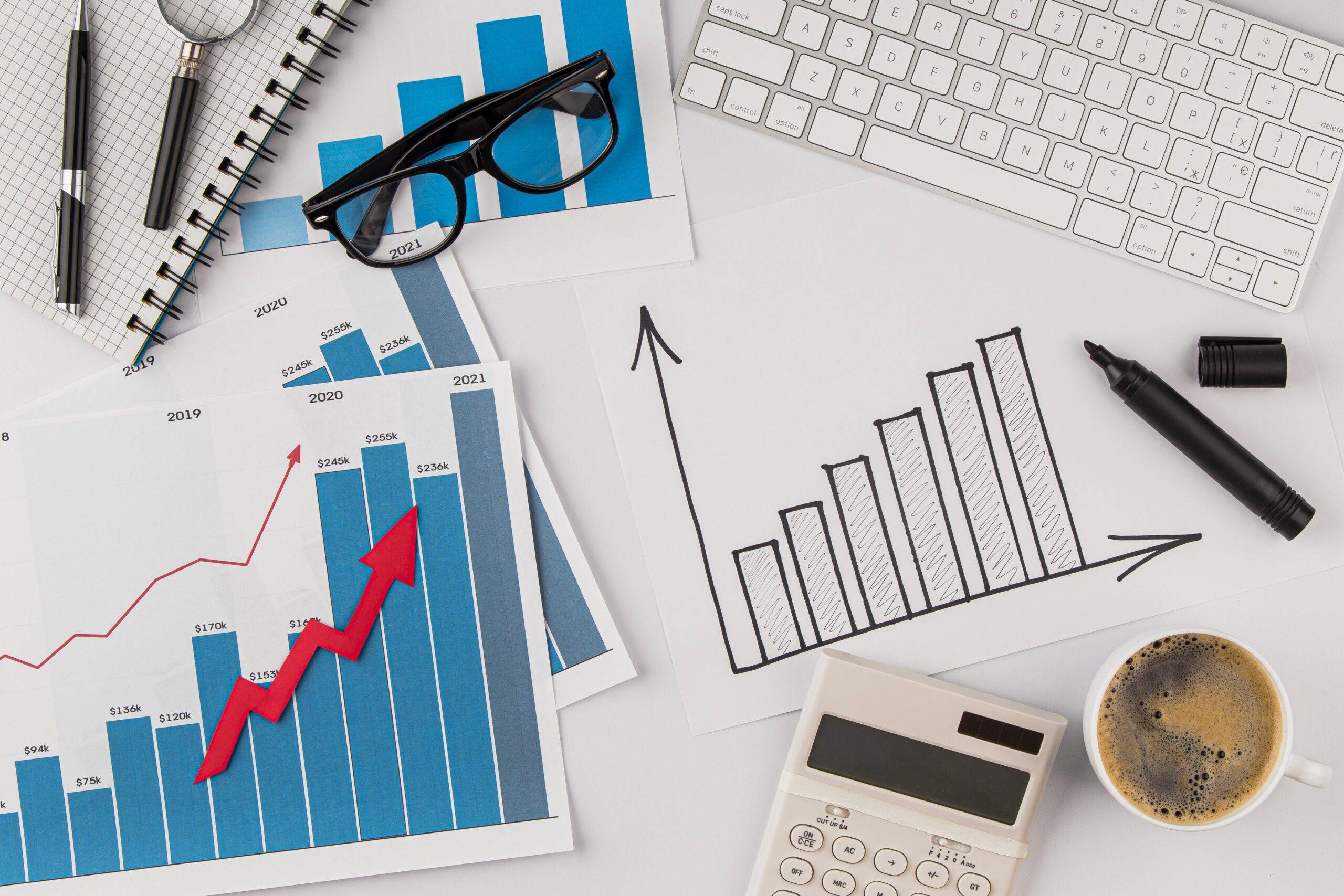 How Interest Rate Cuts Drive Profitable Investments - LiveInvest ...